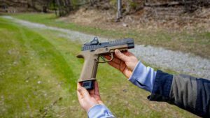 Brouwer M1811 Grip Module for Sig P320 Hands-On Review - 3 Gun Kenzie